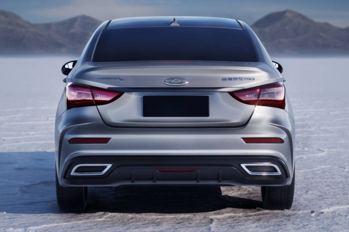 StriveME - مقارنة بين شيري اريزو 5 وشيري اريزو 6 2024